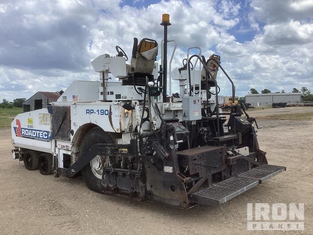 2016 Roadtec RP-190E Wheel Asphalt Paver in Sulphur Springs, Texas ...