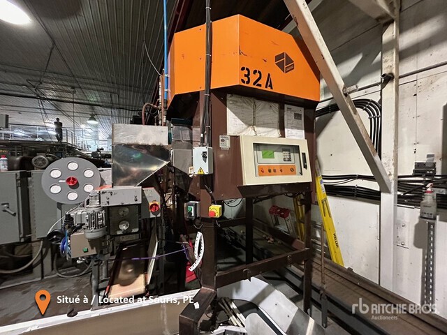 Daumar PA 25 Wicket Bagging Machine | Ritchie Bros. Auctioneers