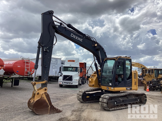 2021 John Deere 135G Tracked Excavator in Humble, Texas, United States ...