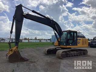 2022 John Deere 210G LC Tracked Excavator in Humble, Texas, United ...