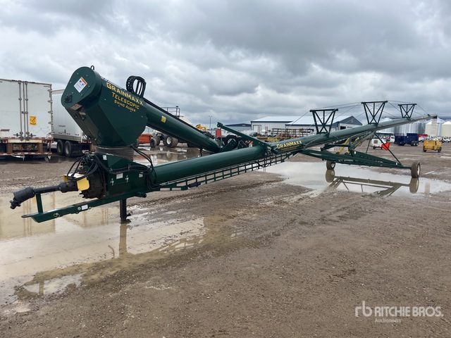 2018 GrainMaxx 74105 14 in x 105 ft Telescopic Swing Grain Auger ...