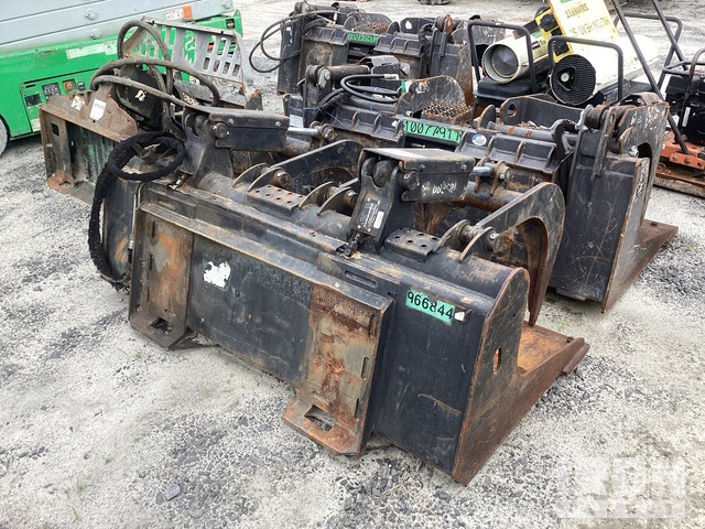 2017 Bobcat 68 in Skid Steer Grapple Bucket in Garden City, Georgia ...