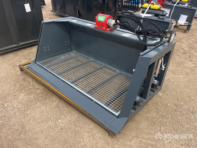 Raytree 78 in Screening Bucket (Unused) | Ritchie Bros. Auctioneers