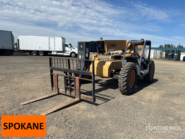 1999 Case 686G Telehandler | Ritchie Bros. Auctioneers