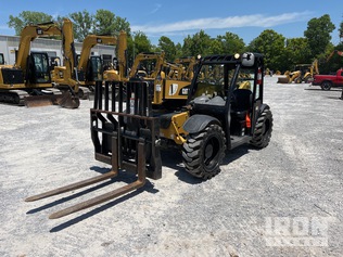 2017 Cat TH255C Telehandler in La Vergne, Tennessee, United States ...