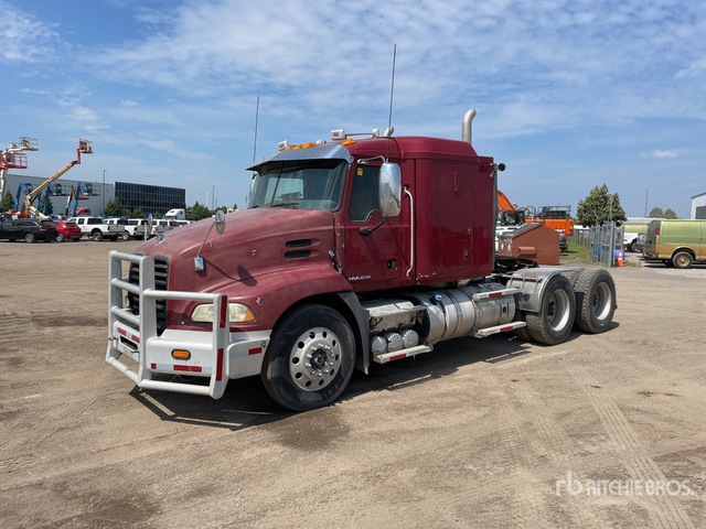 2011 Mack CXU613 6x4 T/A Sleeper Truck Tractor | Ritchie Bros. Auctioneers