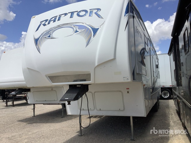 2010 Keystone Raptor 38 ft Tri/A Toy Hauler Travel Trailer | Ritchie ...