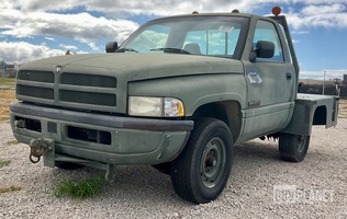 Surplus 1996 Dodge Ram 2500 Aircraft Pushback Tractor in Kapolei ...