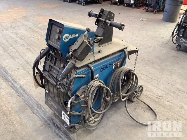 2014 Miller PipeWorx 400 400 A Mobile Multi-Process Electric Welder in ...