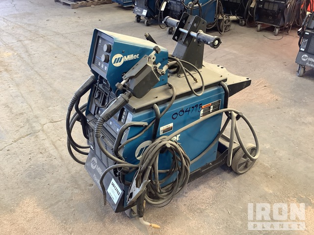 2014 Miller PipeWorx 400 400 A Mobile Multi-Process Electric Welder in ...