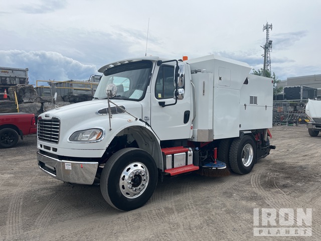 XBroom PM10 on 2020 Freightliner FM2 Sweeper Truck in Ottawa, Ontario ...