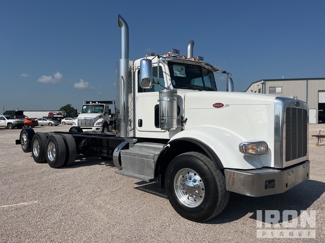 2014 Peterbilt 367 8x6 Cab and Chassis in Brookshire, Texas, United ...