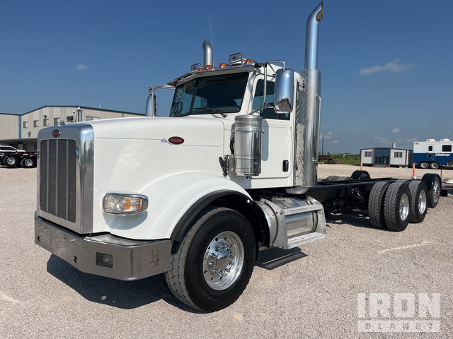 2014 Peterbilt 367 8x6 Cab and Chassis in Brookshire, Texas, United ...