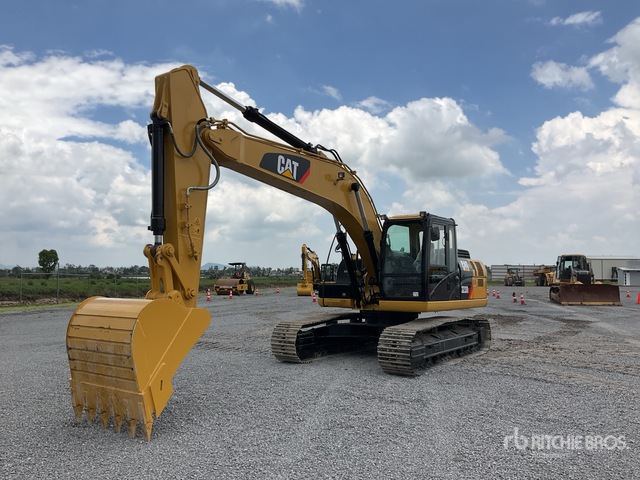 2019 Cat 323D3 Excavadora Hidráulica / Tracked Excavator | Ritchie Bros ...