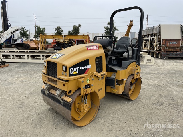 2018 Cat CB24B Double Drum Roller | Ritchie Bros. Auctioneers