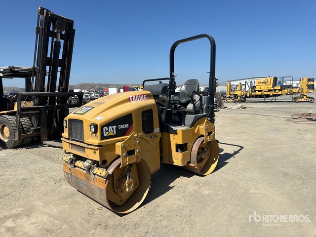 2018 Cat CB24B Double Drum Roller | Ritchie Bros. Auctioneers
