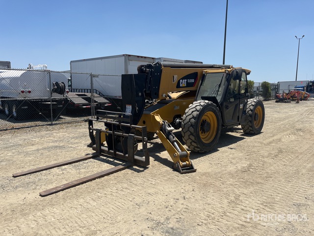 2016 Cat TL1255D Telehandler | Ritchie Bros. Auctioneers
