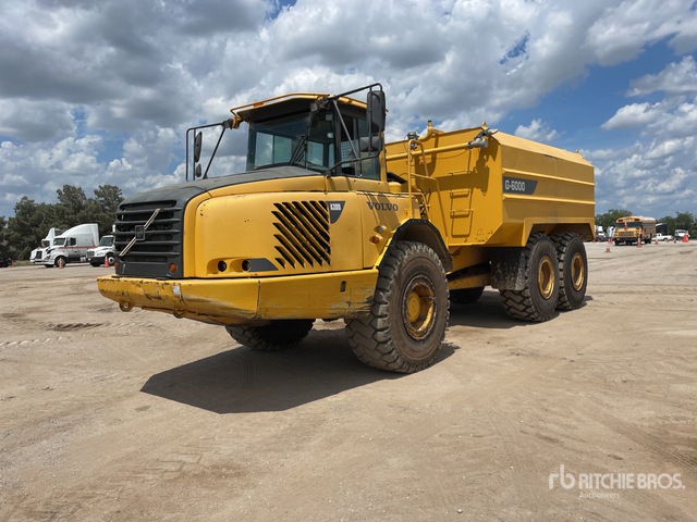 2005 Volvo A30D 6000 gal 6x6 Articulated Water Truck | Ritchie Bros ...