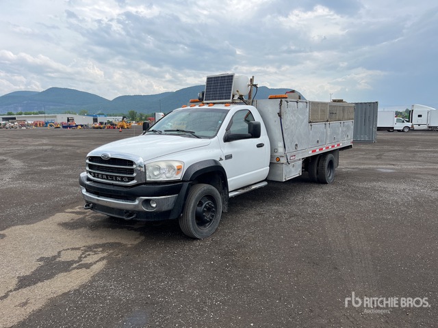 2008 Sterling Bullet 4x2 Service Truck | Ritchie Bros. Auctioneers