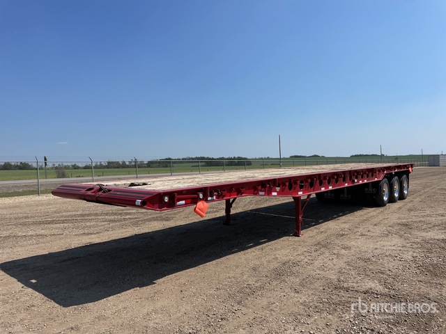 1990 Scona Tri/A Flatbed Oilfield Trailer | Ritchie Bros. Auctioneers