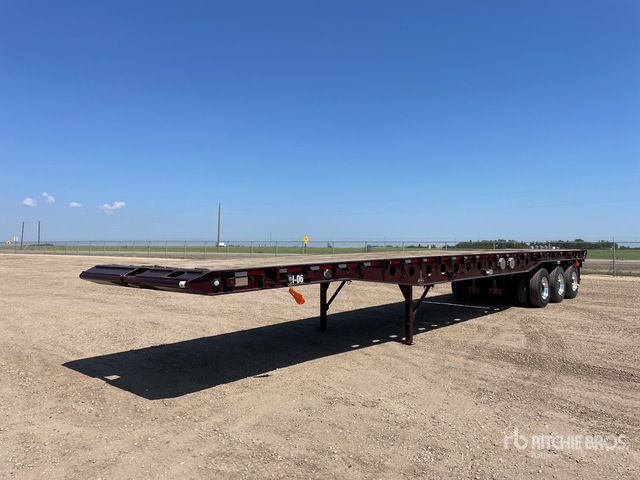 2012 Stellar Tri/A Flatbed Oilfield Trailer | Ritchie Bros. Auctioneers