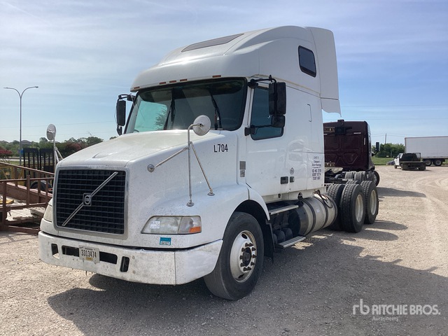 2014 Volvo VNM 6x4 T/A Sleeper Truck Tractor (Inoperable) | Ritchie ...