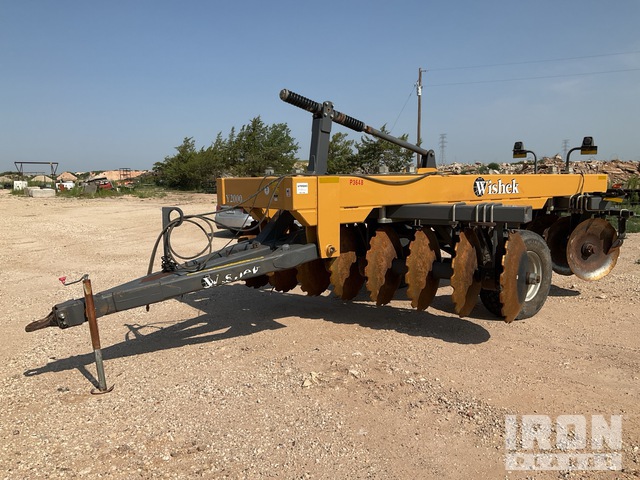 Wishek Y2000 13 ft Offset Disc in Lubbock, Texas, United States ...