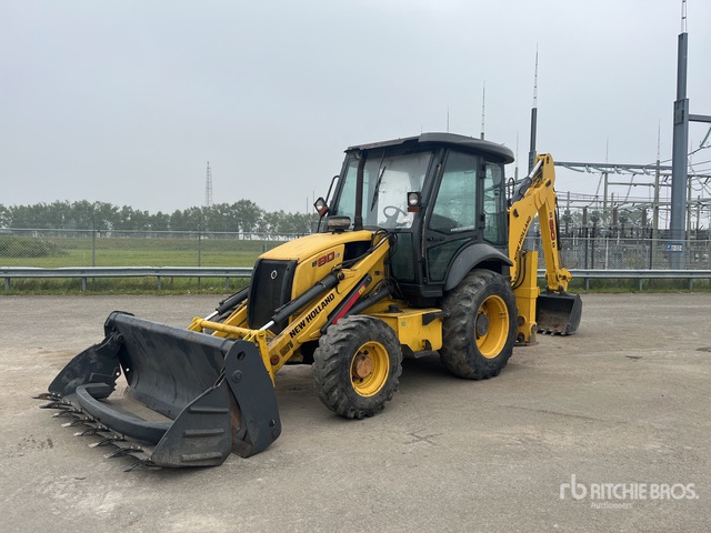 2017 New Holland B80B-SS 4x4 Backhoe Loader | Ritchie Bros. Auctioneers