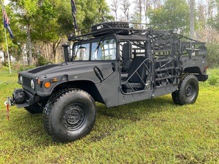Humvees a la venta en subasta en línea | IronPlanet