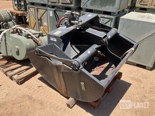 Kinshofer KM602 Clamshell Grapple Bucket in Yermo, California, United ...