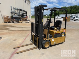 1992 Cat F-30 2550 lb Electric Forklift in Broken Arrow, Oklahoma ...