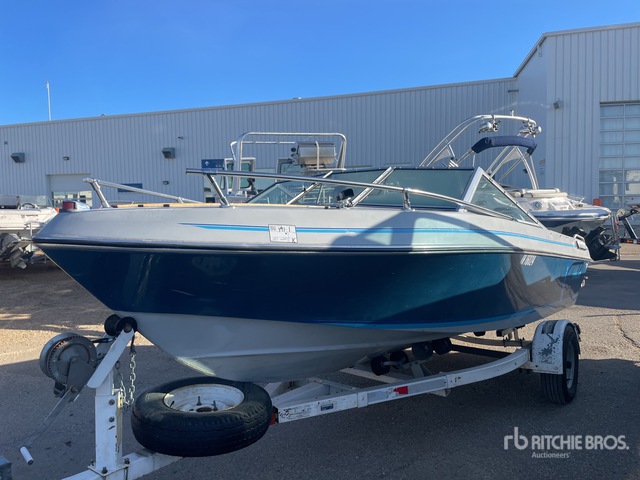 1983 Invader 16 ft Outboard Runabout 14 ft Ski Boat | Ritchie Bros ...