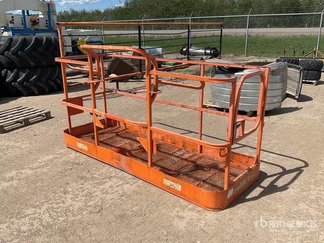 JLG 8 ft Personnel Basket | Ritchie Bros. Auctioneers