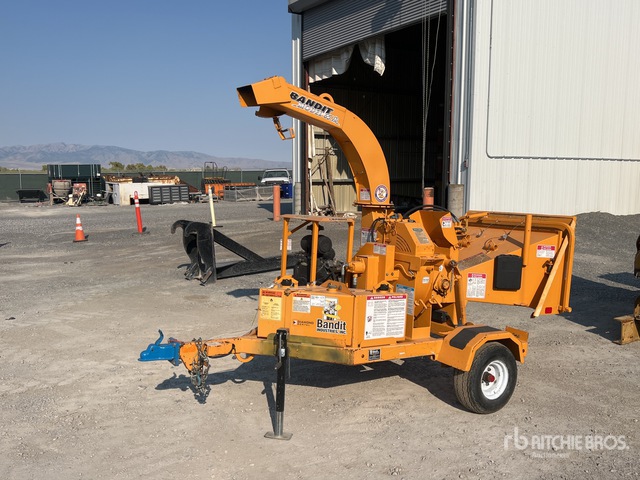 2015 Bandit 65XP Tow-Behind Wood Chipper | Ritchie Bros. Auctioneers