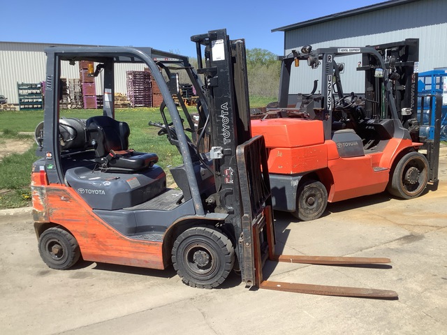 2020 Toyota 8FGU18 Pneumatic Tire Forklift in Evansdale, Iowa, United ...