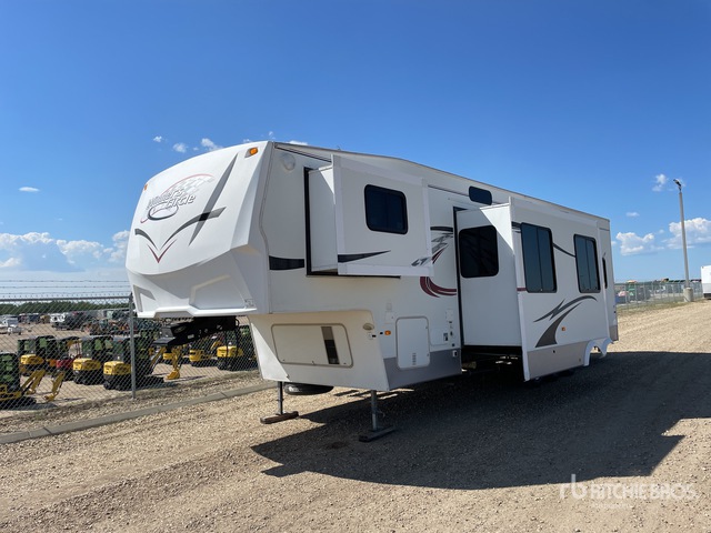 2008 Dutchmen 38SRV 38 ft Tri/A Toy Hauler Travel Trailer | Ritchie ...