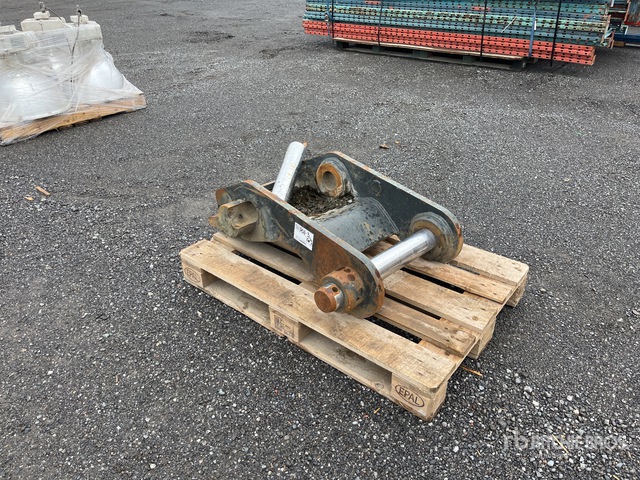 Gryb PC300 Quick Coupler | Ritchie Bros. Auctioneers