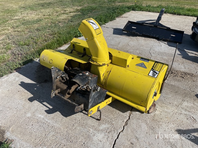 1984 John Deere 44 in 3-Point Hitch Snow Blower | Ritchie Bros. Auctioneers