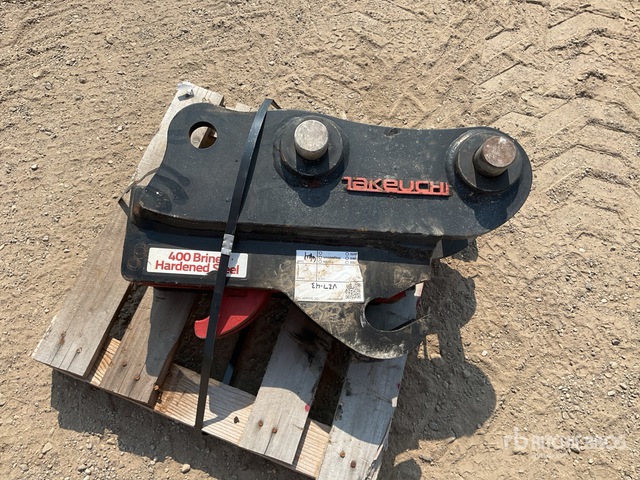 Takeuchi 23 in Excavator Coupler | Ritchie Bros. Auctioneers