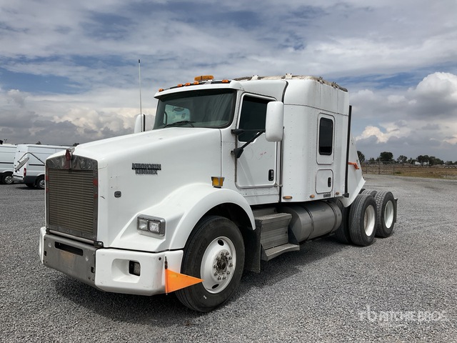2014 Kenworth T800B 6x4 Tractocamión con Dormitorio / T/A Sleeper Truck ...