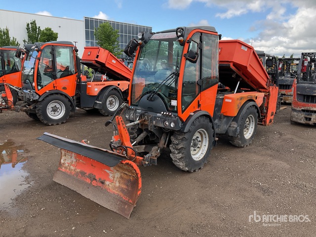 2018 Holder C992 Sidewalk Plow (Inoperable) | Ritchie Bros. Auctioneers
