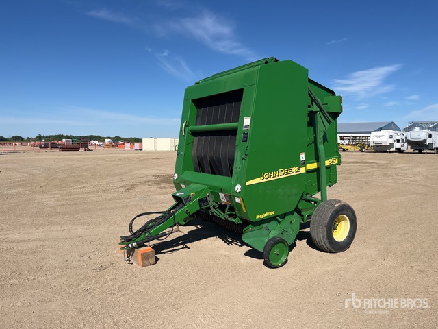 2002 John Deere 567 Round Baler | Ritchie Bros. Auctioneers