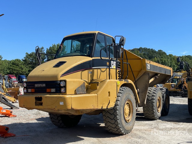 2006 Cat 725 Articulated Dump Truck | Ritchie Bros. Auctioneers