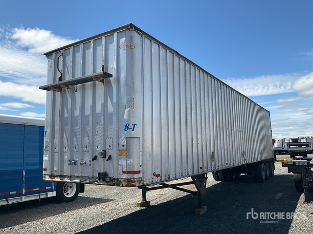 1984 Strick 48 ft Tri/A Moving Floor Trailer | Ritchie Bros. Auctioneers