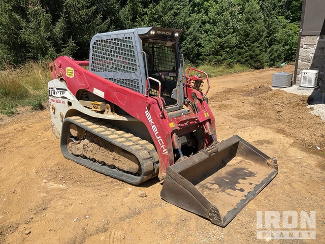 2016 Takeuchi TL12V-2 Compact Track Loader in Wadsworth, Ohio, United ...