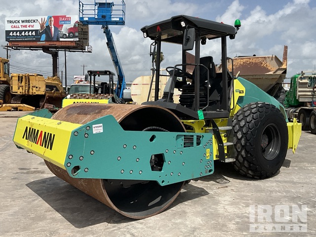 2022 Ammann ARS110 Smooth Drum Compactor | Ritchie Bros. Auctioneers