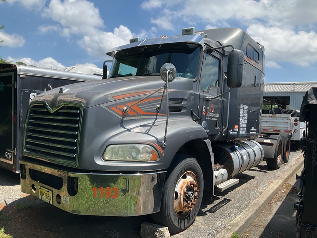 Mack a la venta en subasta en línea | IronPlanet