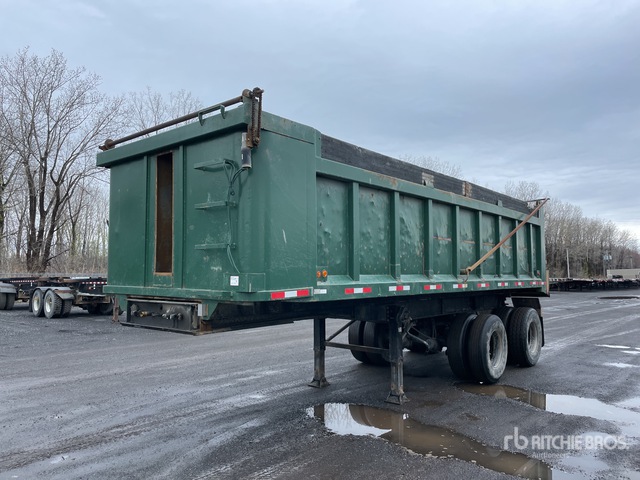 MFR Artis 26 ft T/A End Dump Trailer | Ritchie Bros. Auctioneers
