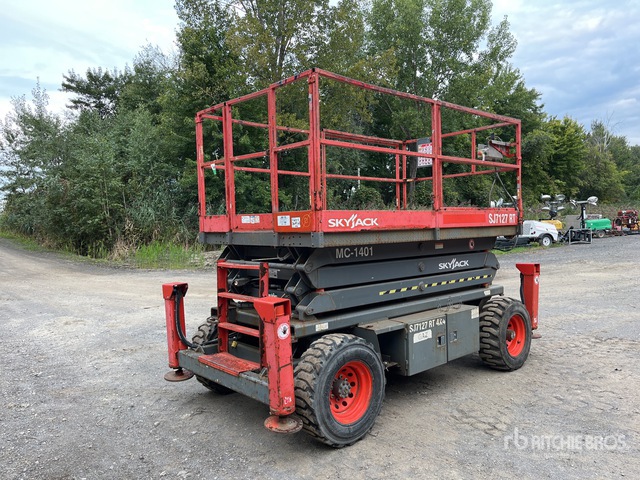 2014 Skyjack SJ7127 RT 4x4 Dual Fuel Scissor Lift | Ritchie Bros ...