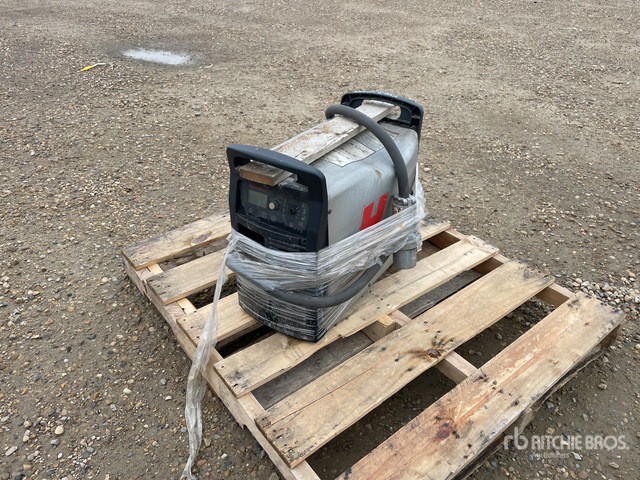 Hypertherm Power Max 105 Plasma Cutter | Ritchie Bros. Auctioneers